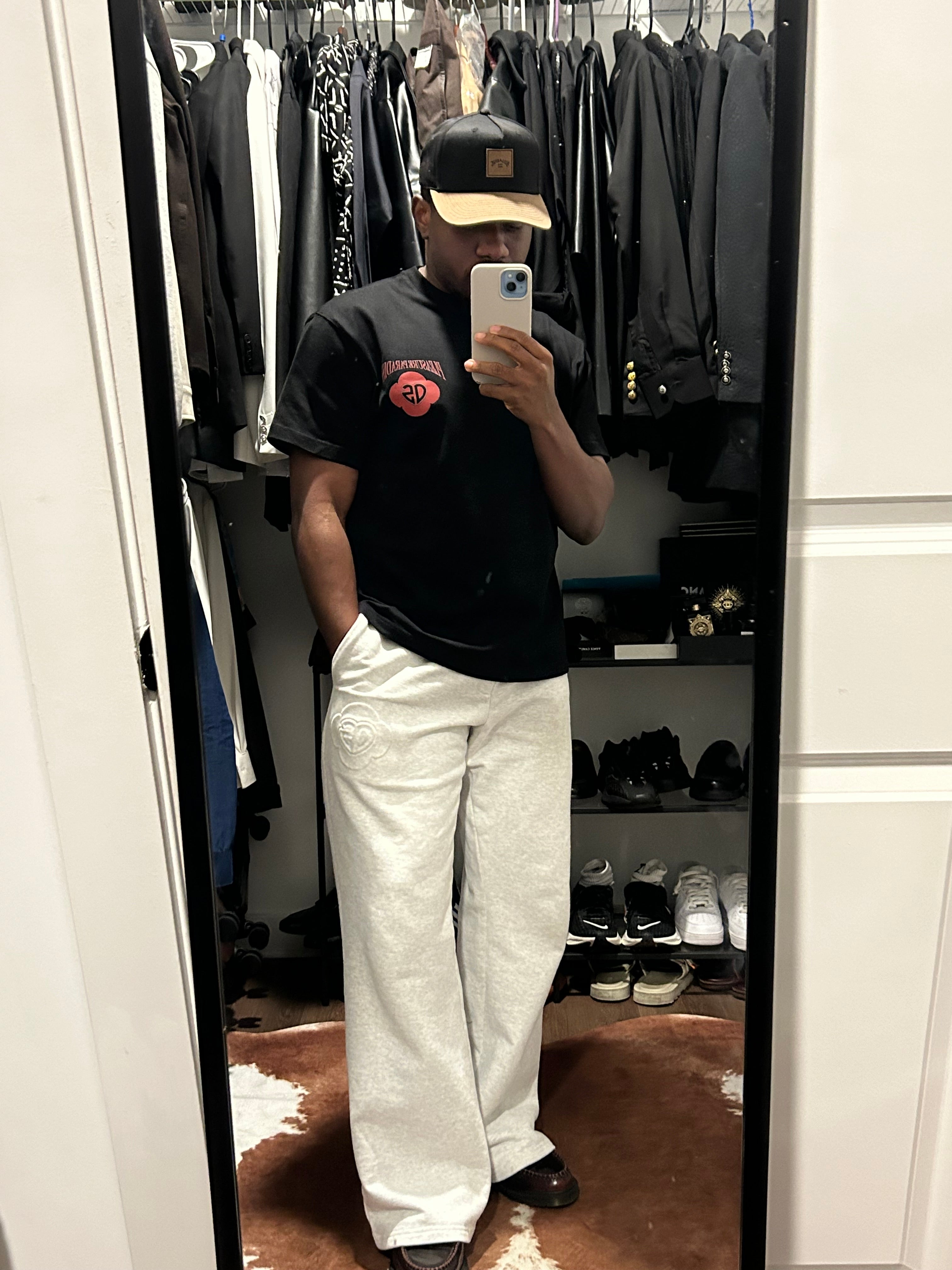 Explore Top 4 Stylish & Cozy Men’s Fashion Winter Essentials – David Scott