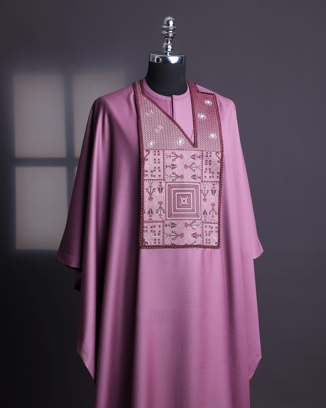 Mauve Embroidered Agbada – David Scott